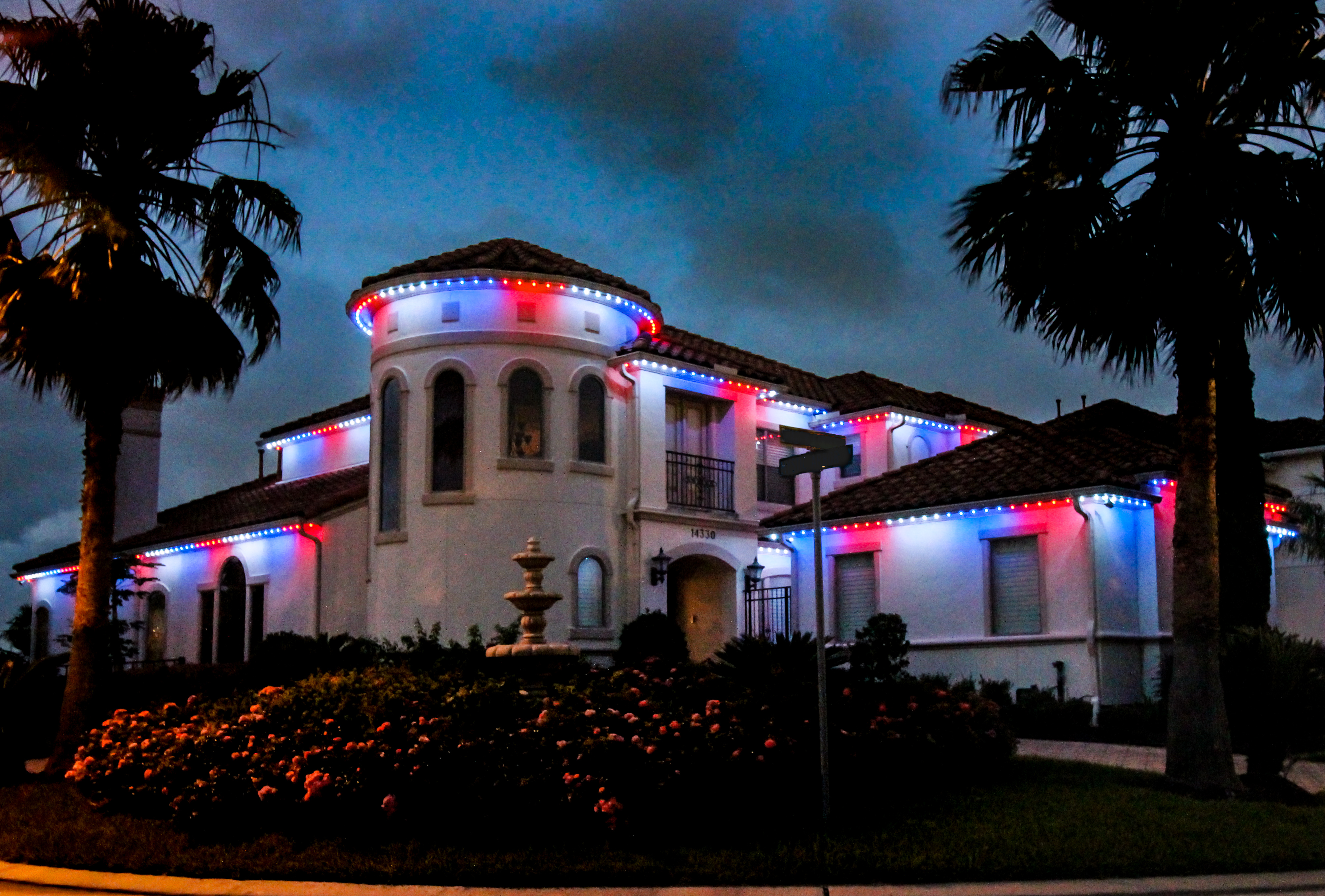 Permanent Holiday Lighting | Trimlight Houston