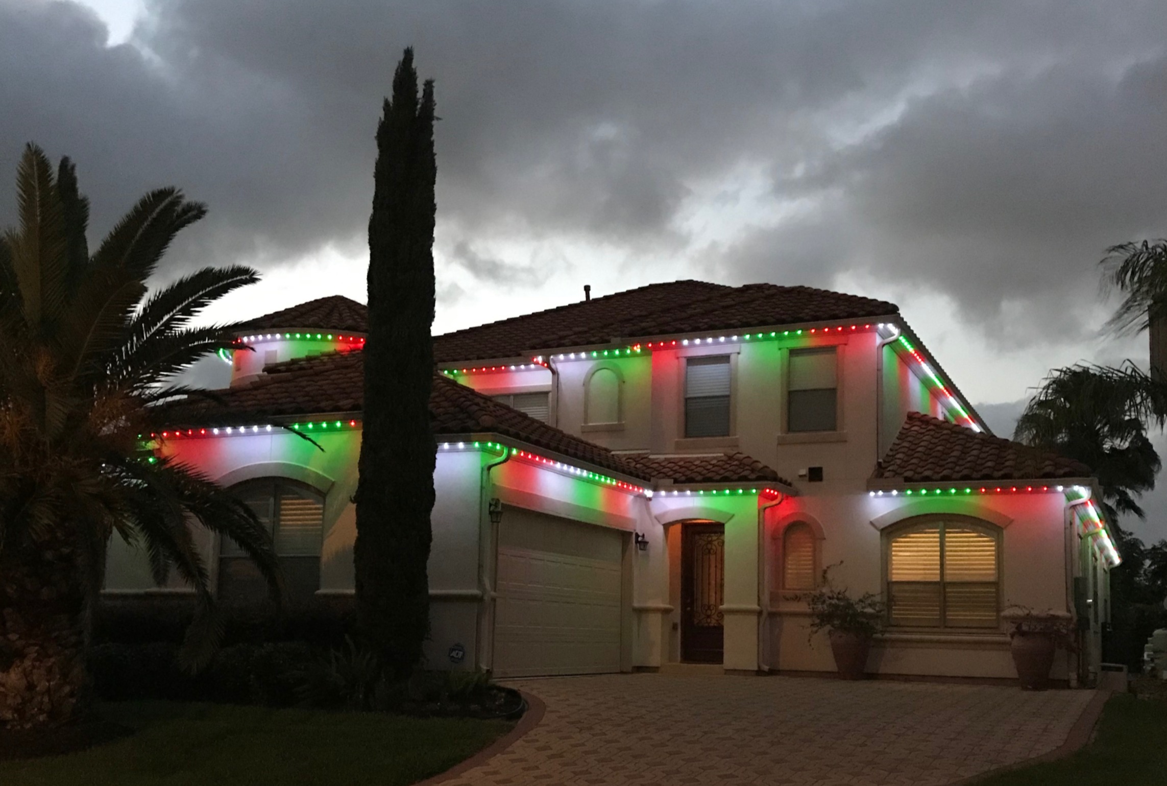 Permanent Holiday Lighting | Trimlight Houston