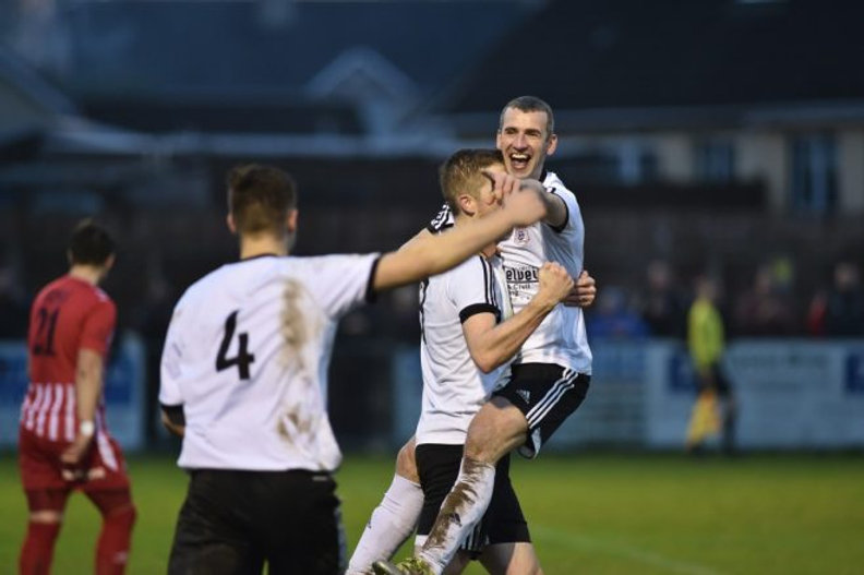 DERGVIEW HIT EIGHT AT ANNAGH