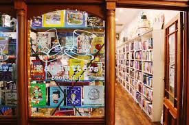 THE MAD HATTERS BOOKSHOP | ManlyHarbourVillage