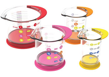 Rainbow Fraction Liquid Measuring Cups – Set of 4 | TEW