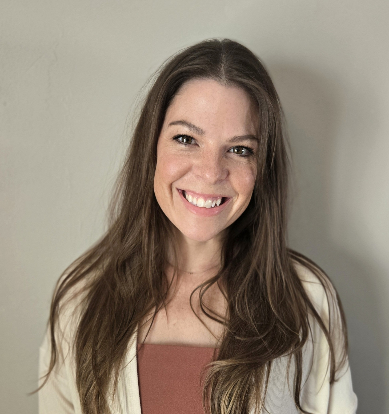 Sarah Bahns | KMHM
