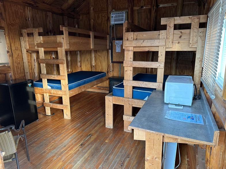 Woodsy Cabins | Whitetail Bluff Camp