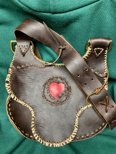 Long Hunter with Weeping Heart and Cross-Stitched Edge Bag | Conemaugh ...