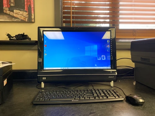 Pre-Owned HP Touchsmart 300 | The Tech Corner