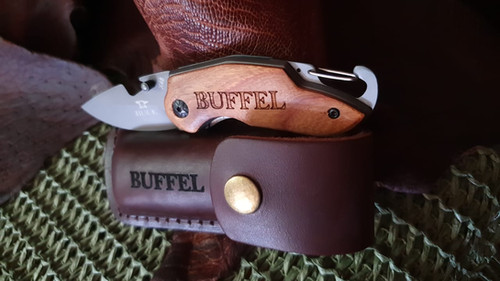 Buck Pocket Knife with Leather Pouch | Spiekerish