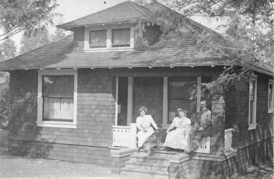 DuPont Historical Museum