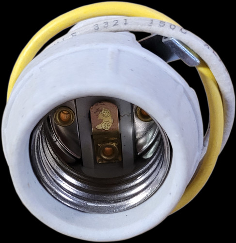PAR20 HALOGEN LAMP SOCKET | Redman Distributing