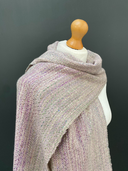 8 steps to creating a beautiful hemstitch for a luxury handwoven scarf ...