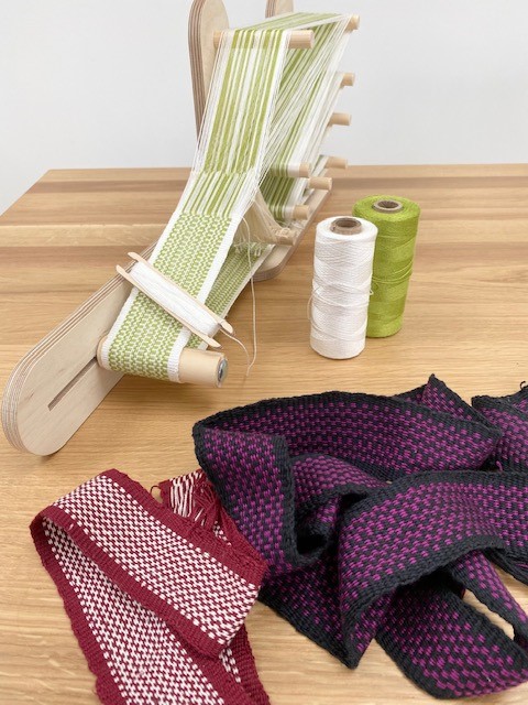 Inkle loom weaving - creating stunning belts, braids and bands