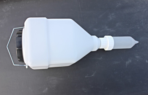 "Udder" Dispenser | condimentcow