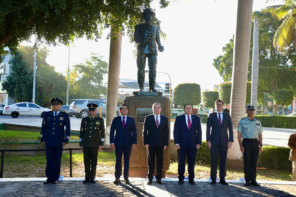 Autoridades conmemoran el aniversario de la promulgación de las ...