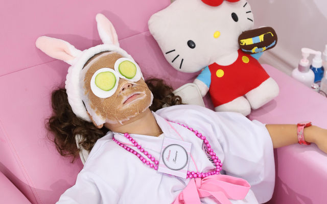 hello kitty spa