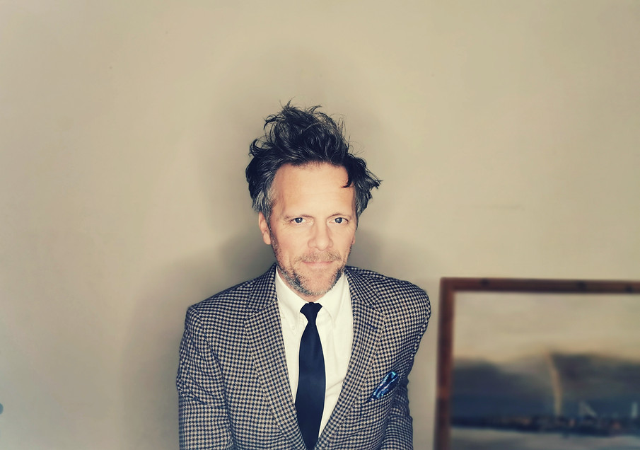 HOME | Russell Lucas