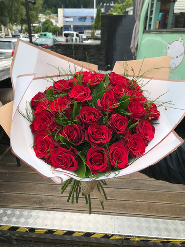 Roses | The Flower Shop