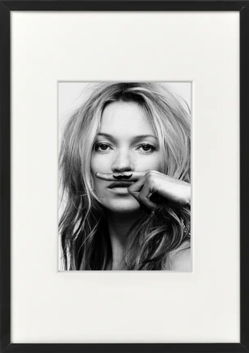QUEEN K | Draw by moment