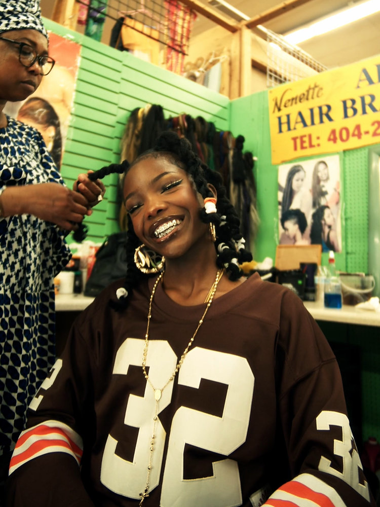 Empowering Stories: Majormyra's Unique Approach to Online Films