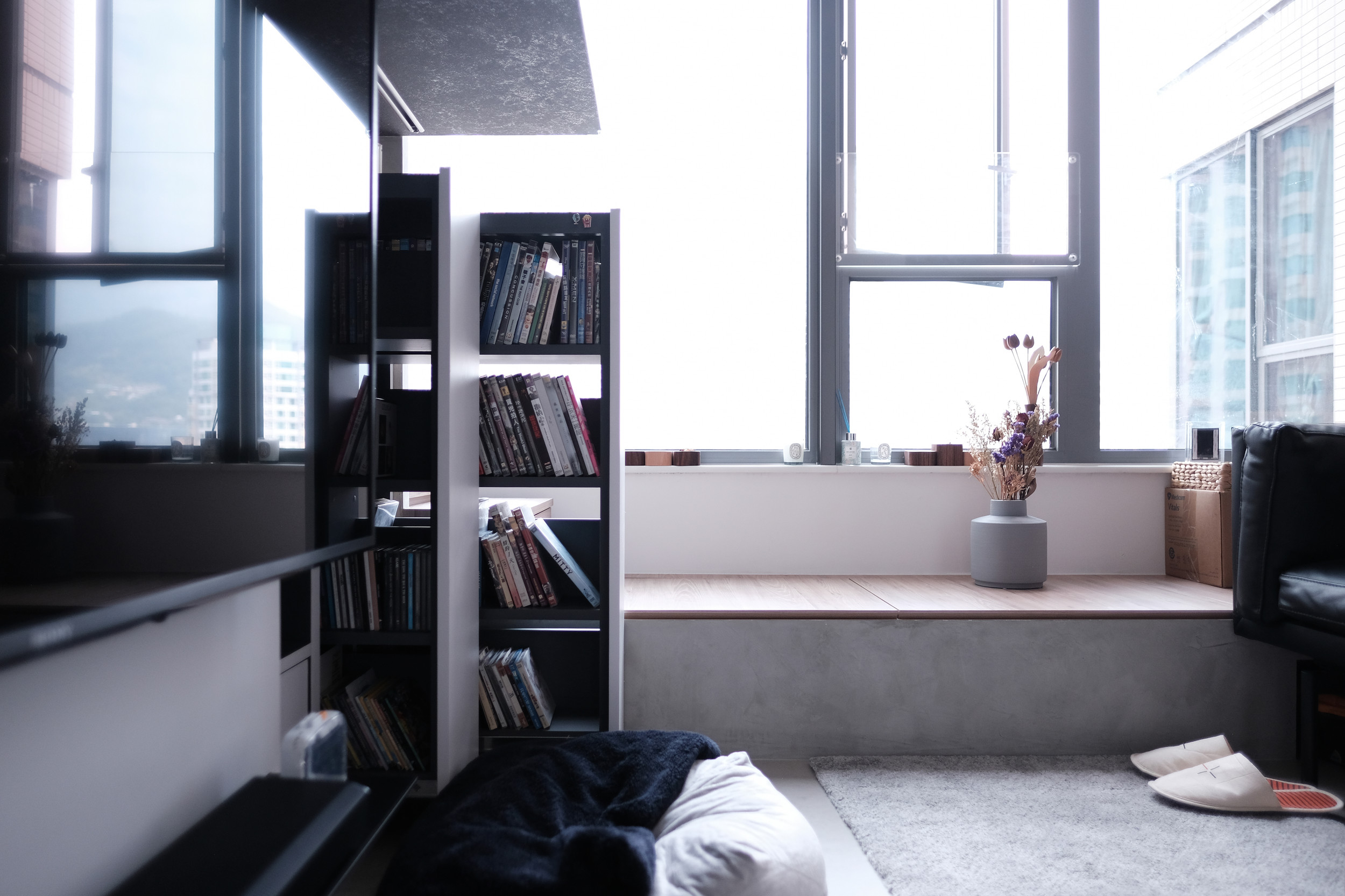 interior / Multi-functional-platform