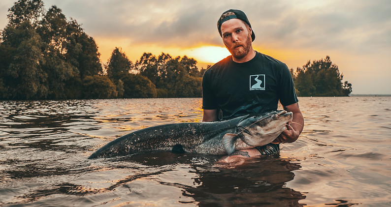 Predator Fishing in Amsterdam | Dusktilldawnfishing