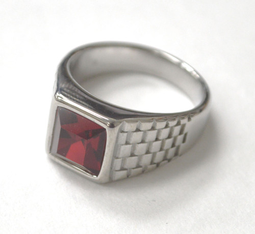 Red Stone Stainless Steel Ring 81-1184 Red | VIVAIMPORTUSA.COM