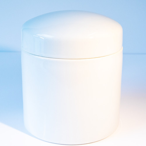 Basic Urn (5 sizes) | Pet to Nature Canada