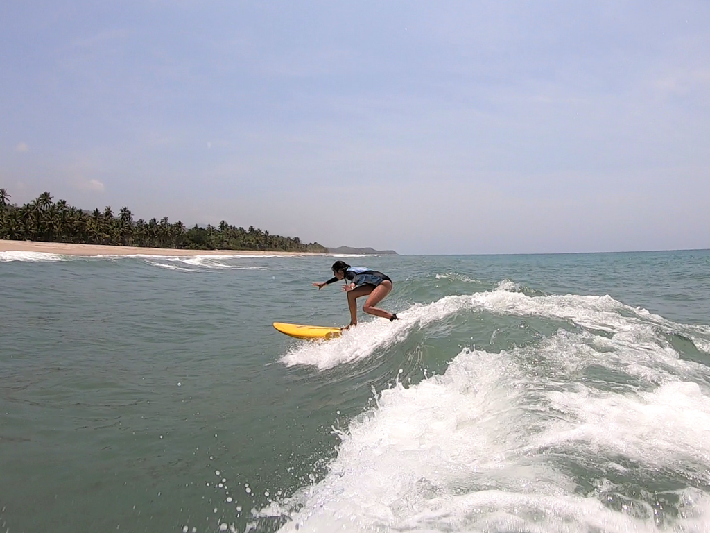 Surfing in Colombia, travelers guide