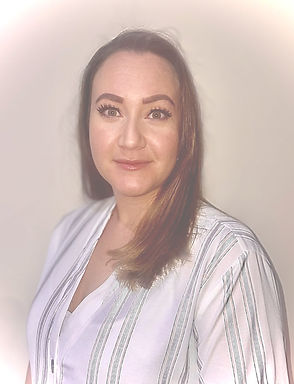 Emily Loy | CBT and EMDR Therapist | England