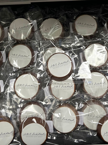 Custom Chocolate Covered Oreos | The Cookie Bar