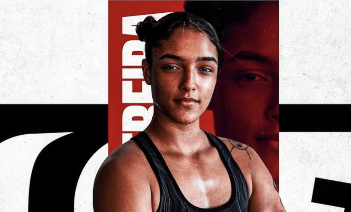 19-Year-Old Brazilian KO Queen Alice Pereira Scores UFC Contract!