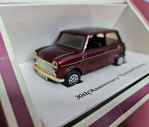 Corgi - Rover Mini 30th Anniversary Limited Edition | PORCUATRODUROS