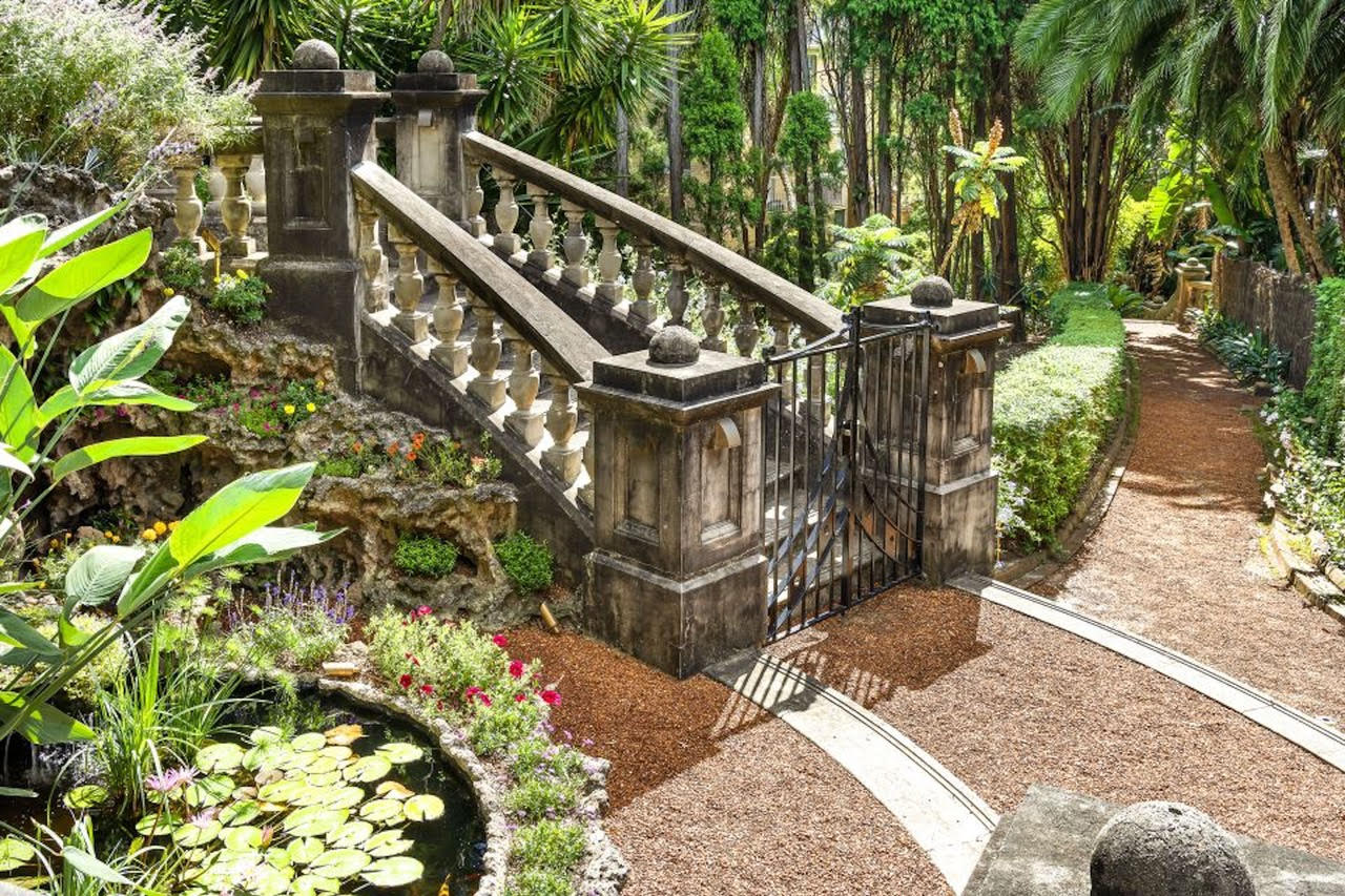 Babworth House, Darling Point