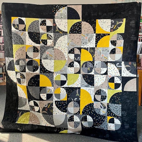 Eclipse Quilt | kraft-daze
