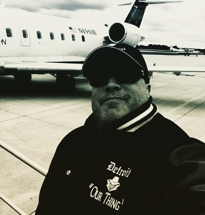 GUNNER DETROIT - Photo Galery