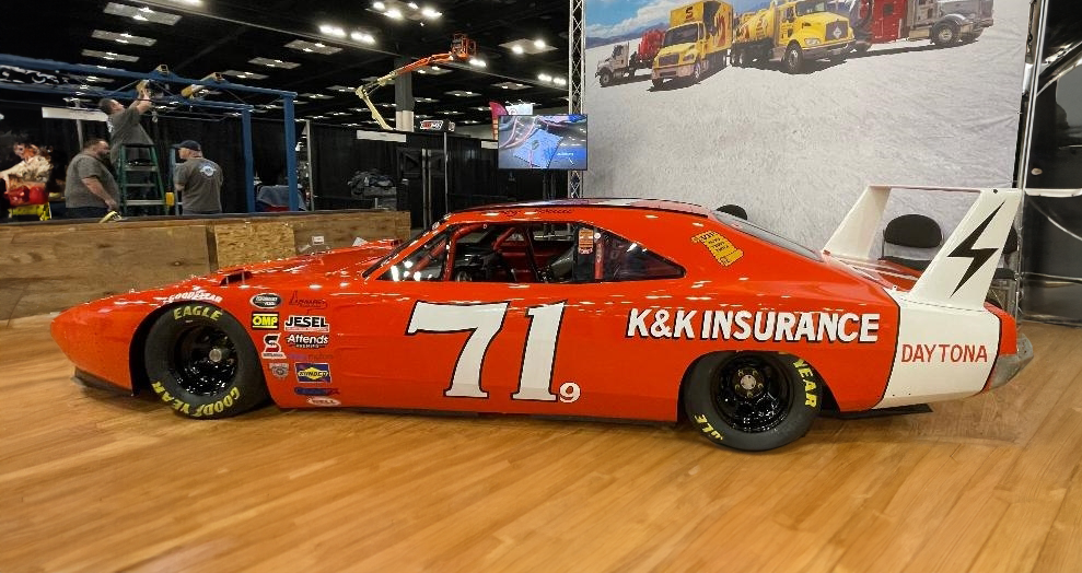 No. 71 Dodge Daytona