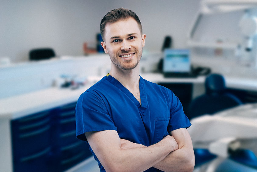 Danny Watts | The Award-Winning Oxford Cosmetic Dentist