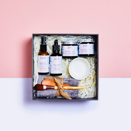 The Full Facial Gift Box | Just by Emma