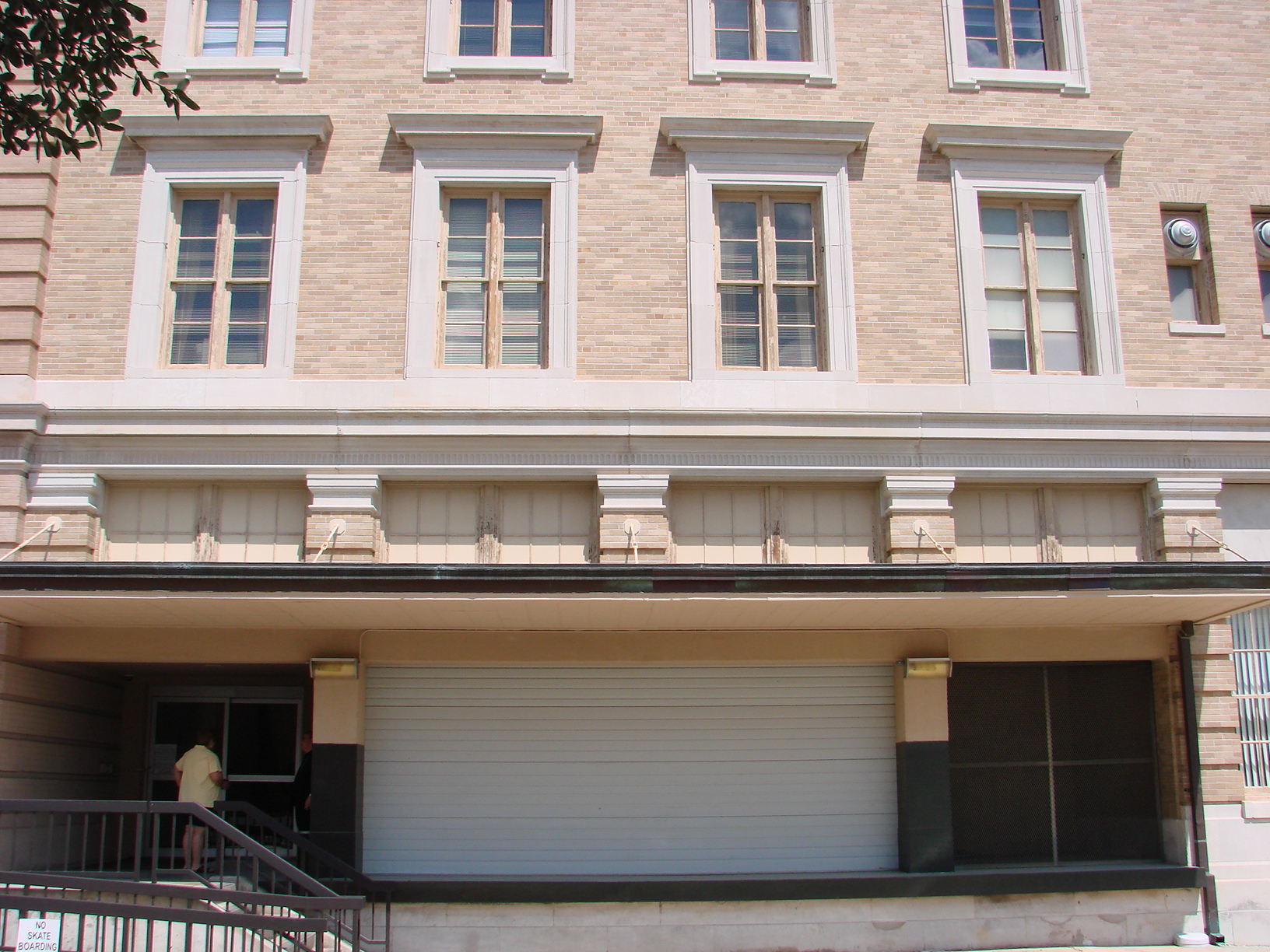 OC Fisher Windows | pdgarchitects