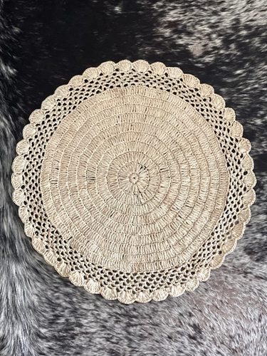 Raffia Placemat in All Natural Scalloped Edging, Set of 6 | the57ph