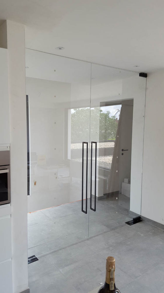 Frameless Glass Doors: Transform Your Shop Front Now!