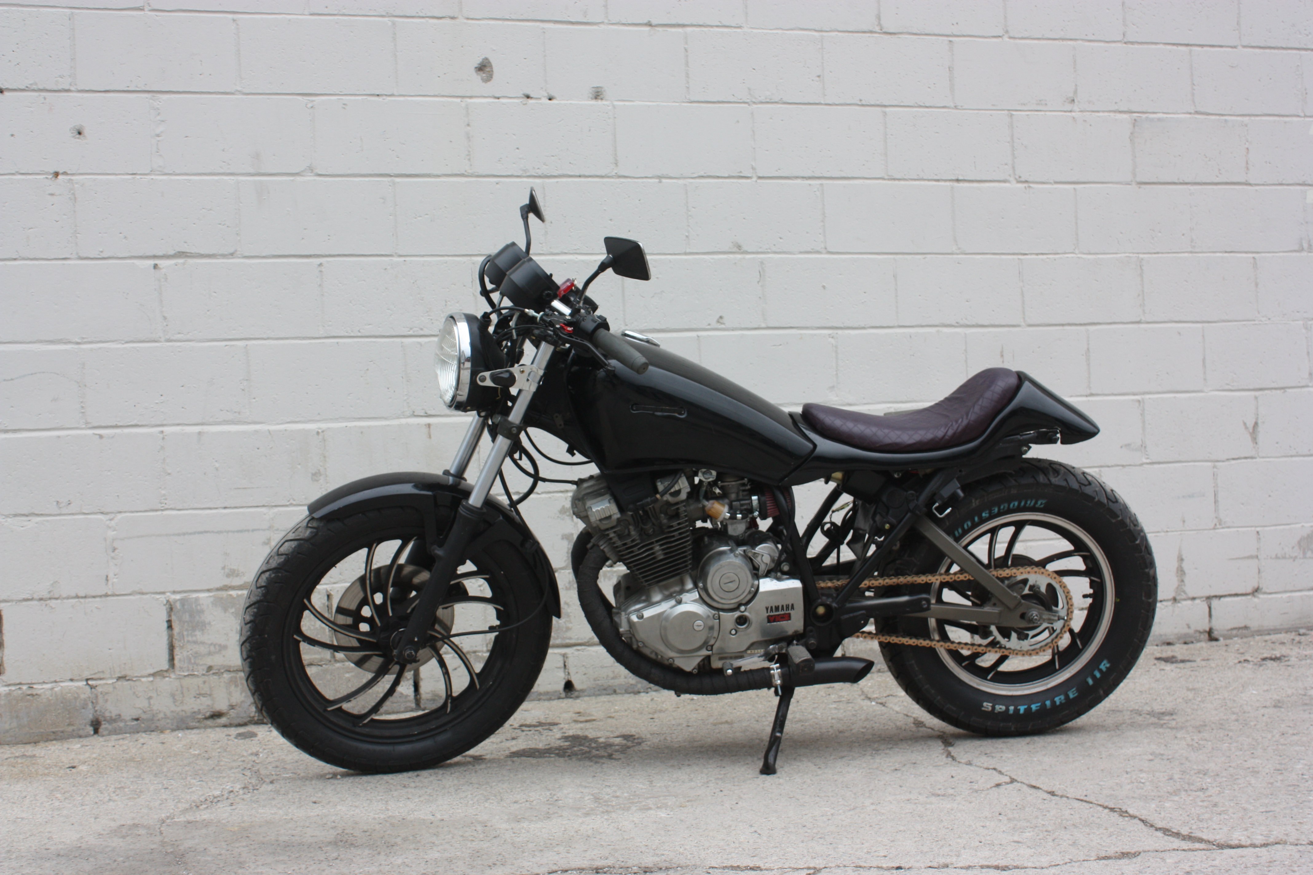 Yamaha Maxim 400 Bobber Cafe