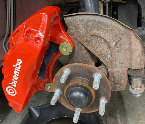 ATS/XTS Caliper Mounting Hardware - Mustang | S&S Engineering