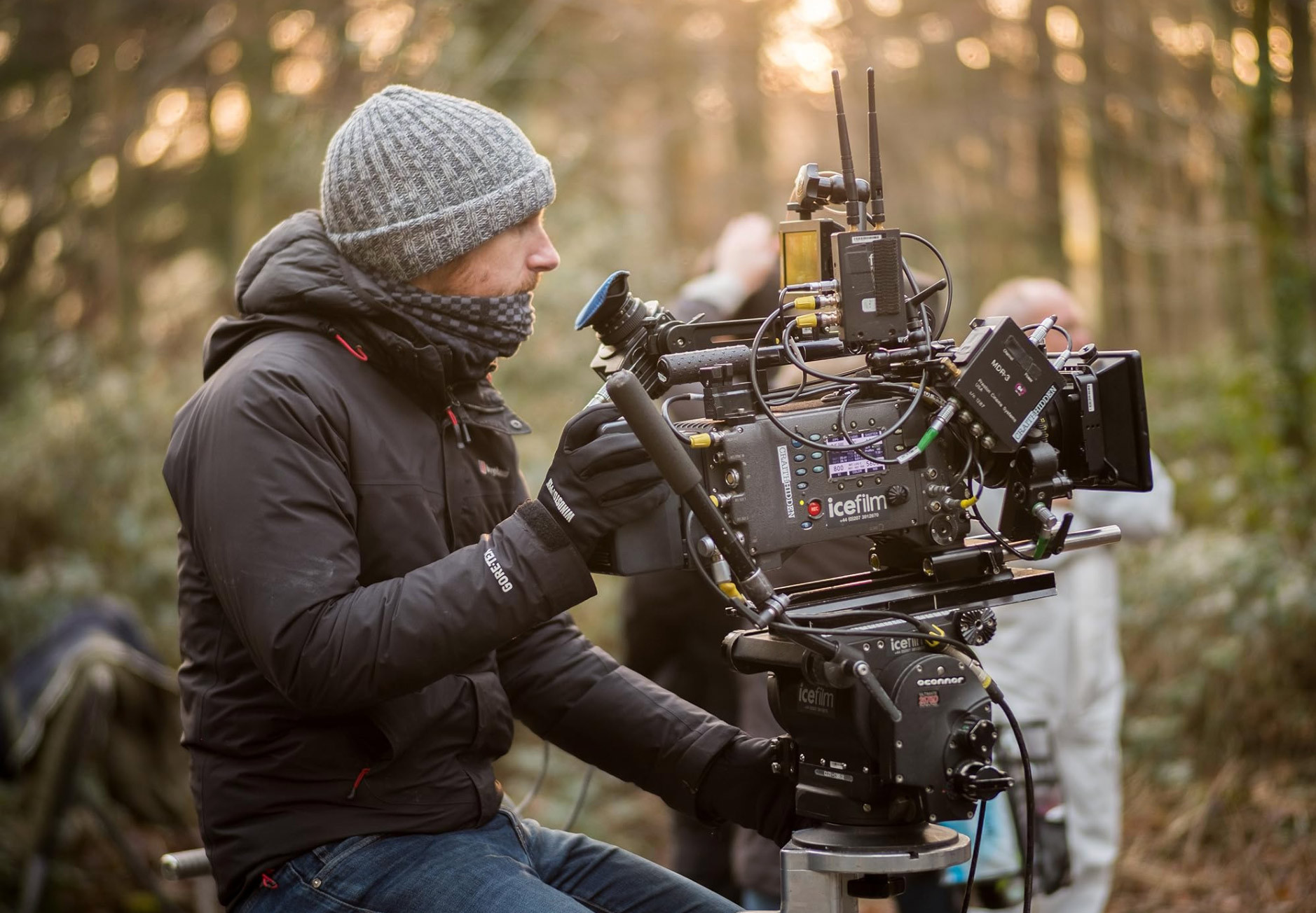 BIOGRAPHY | Stuart Biddlecombe