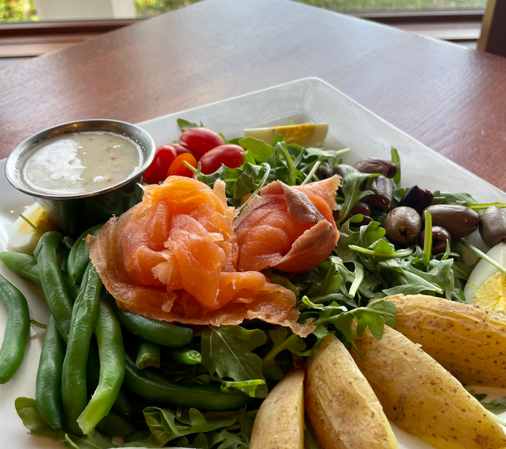 Classic American Fare in Portage | Fieldstone Grill