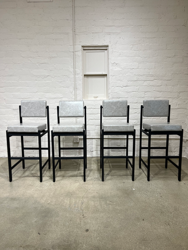 The Basic Bar Stool - Set of4 | Thomas Hayes Studio