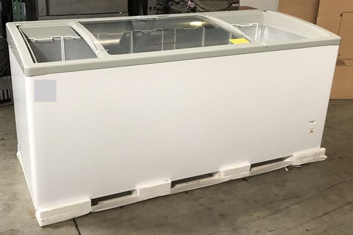 171-0001 72” Self Contained Chest Freezer Display Case | GES