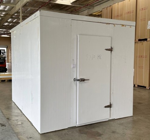 171-0068 8’ x 10’ Walk In Cooler Box without Floor | GES