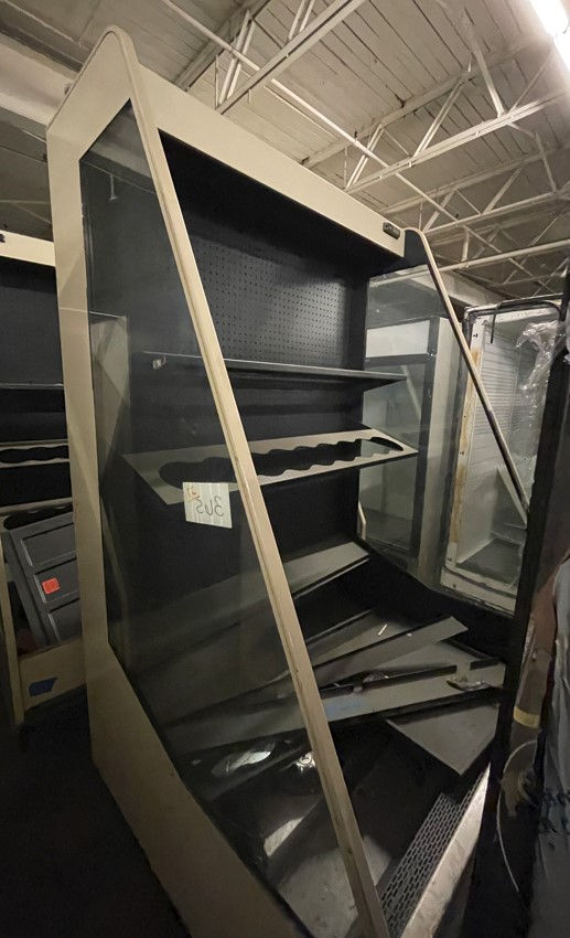 1-0544 Barker FTR 4’ Remote Self-Serve Floral Case | GES