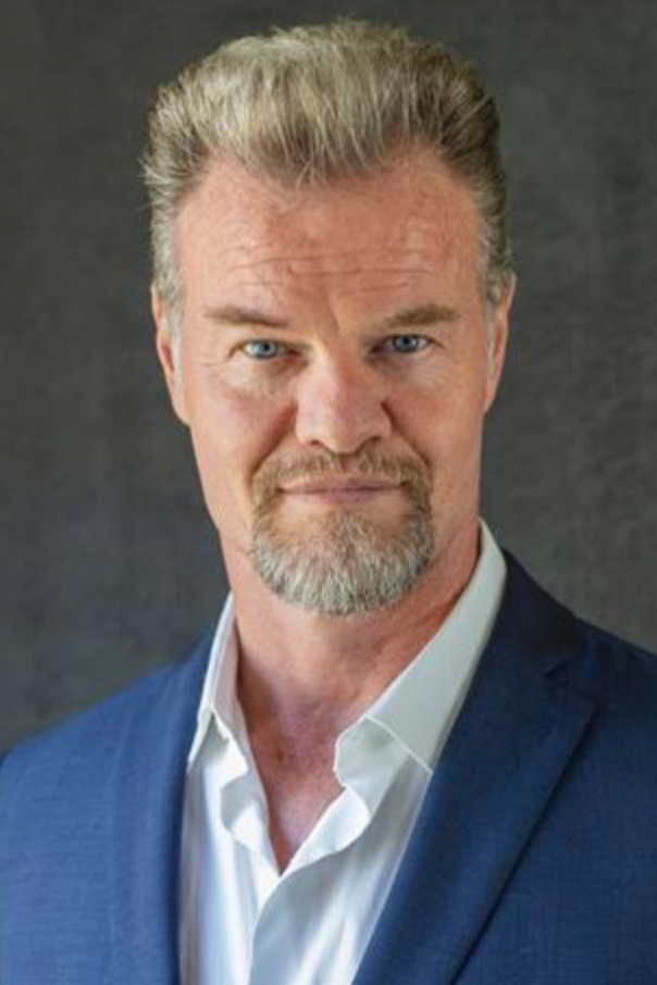 Men | 4 Walls Management