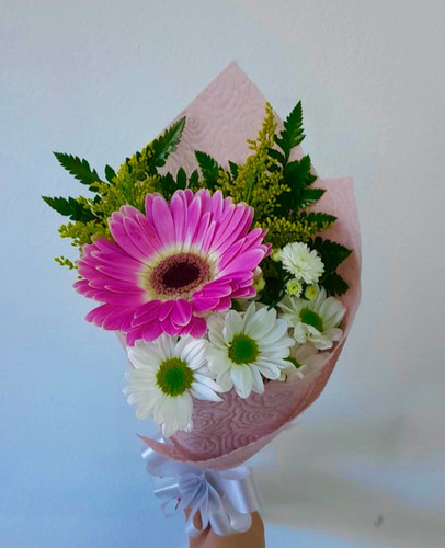 1 gerbera decorada | Floristeria
