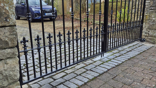 Home | Classic Gates